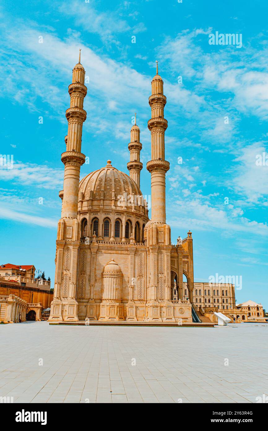 Heydar Mosque. Baku, Azerbaijan Stock Photo - Alamy