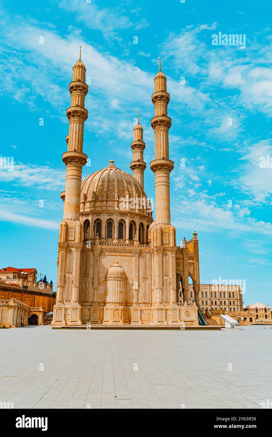 Heydar Mosque. Baku, Azerbaijan Stock Photo - Alamy