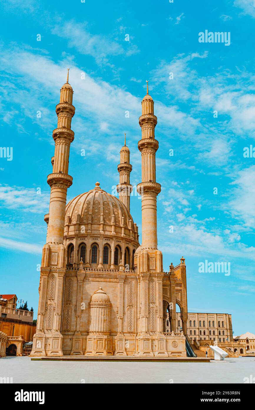 Heydar Mosque. Baku, Azerbaijan Stock Photo - Alamy