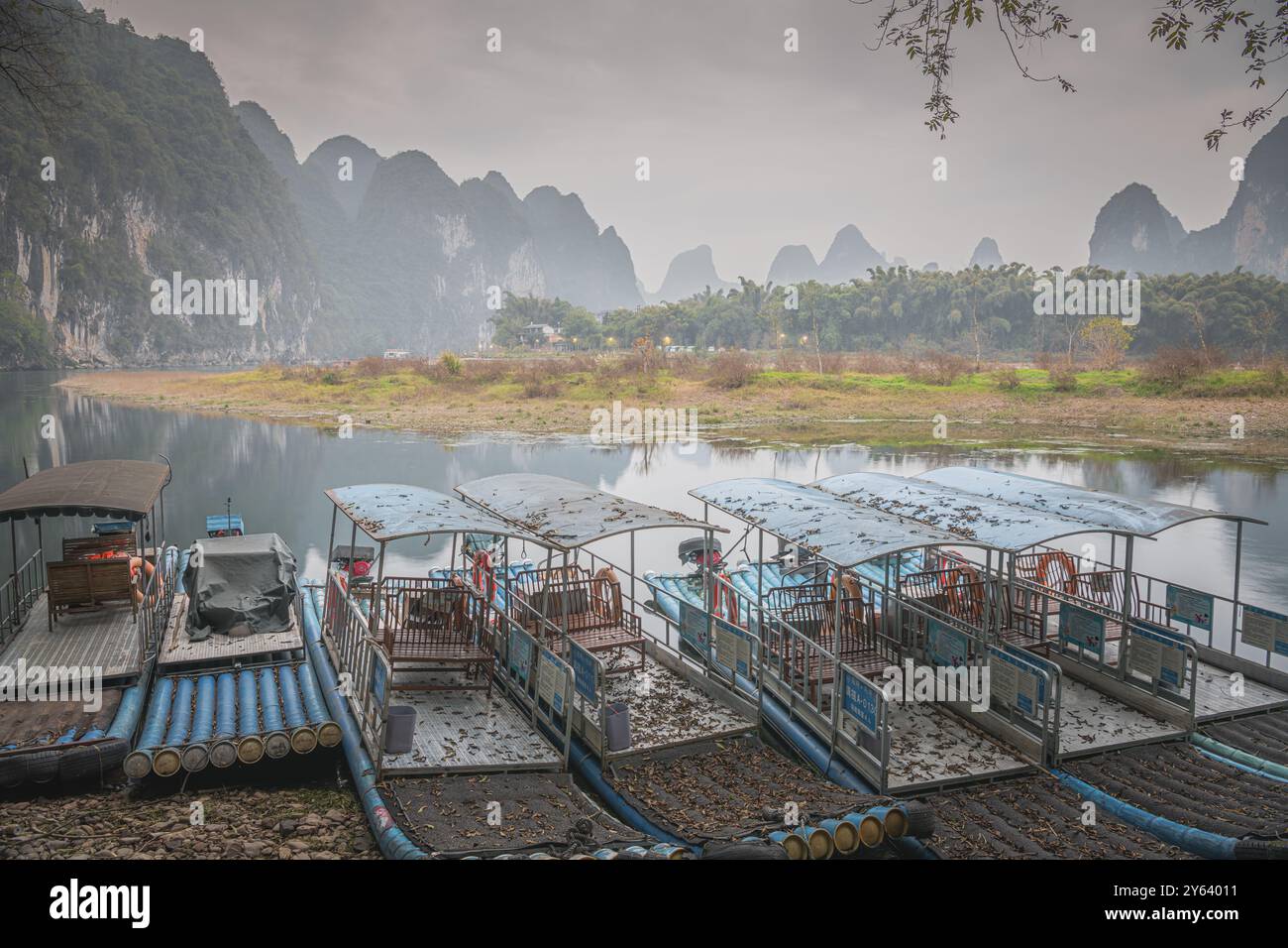 Old Bamboo rafts at the Li river shore in Xingping, Guilin, China ...