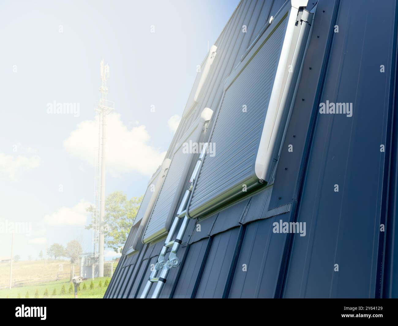 Installation of a solar-powered remote control electrical system on the ...