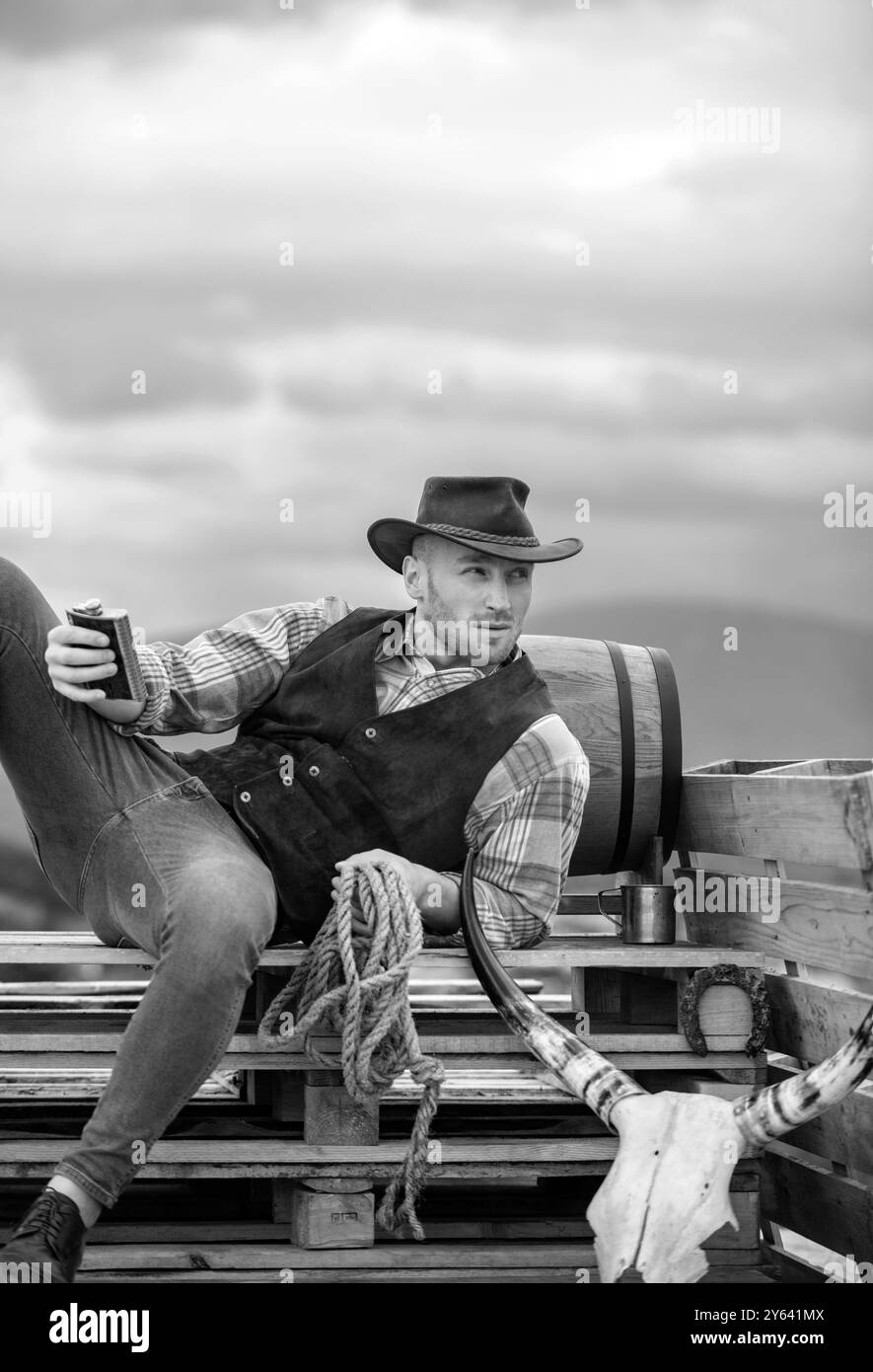 American cowboy man. Handsome brutal western guy Stock Photo - Alamy