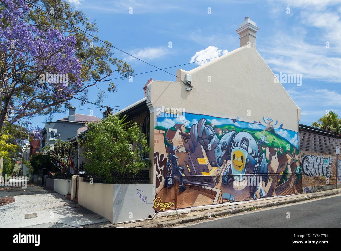 Newtown laneways hi-res stock photography and images - Alamy
