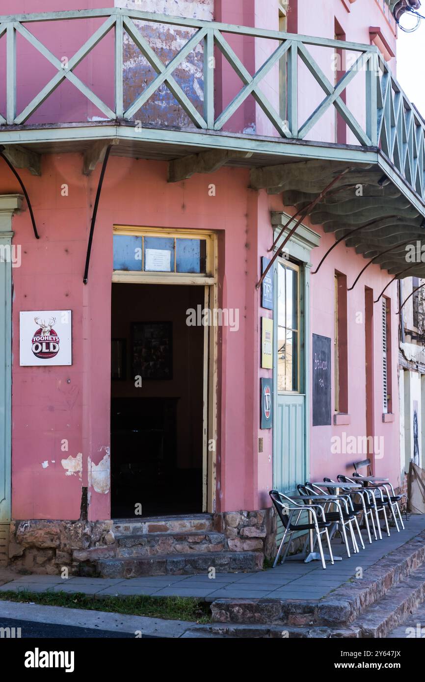 General photos of the main street in Braidwood, Wallace Street, showing ...
