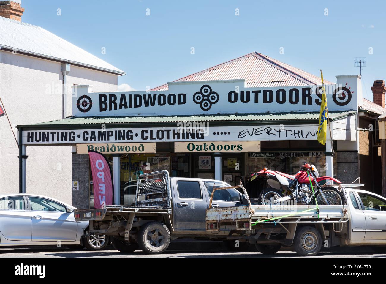 General photos of the main street in Braidwood, Wallace Street, showing ...