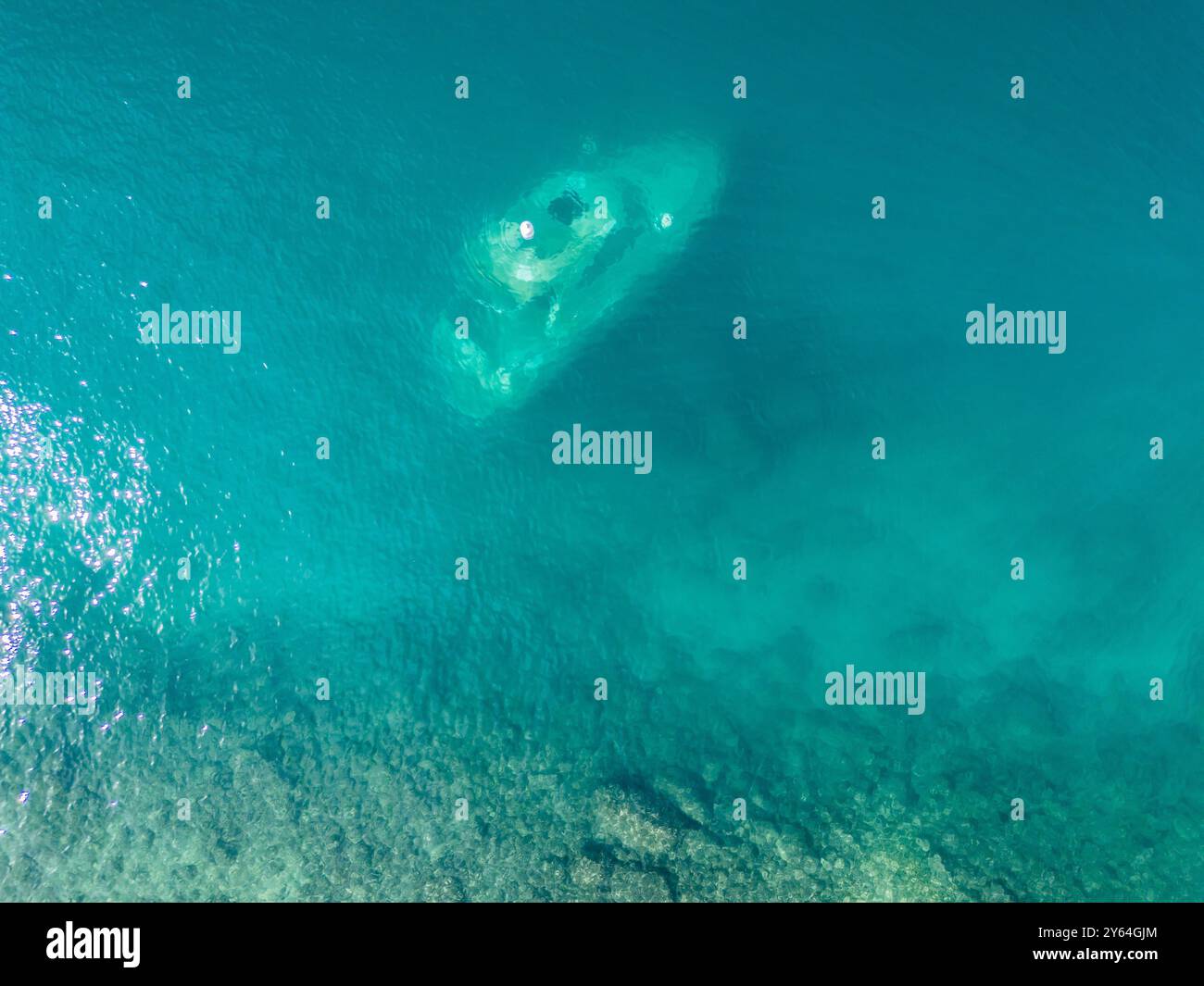 For more than two weeks, the eight meter long Jeanneau Merry Fisher 800 ...