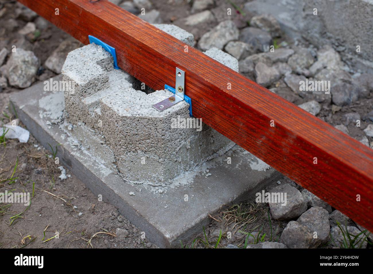 Sturdy support bracket hi-res stock photography and images - Alamy
