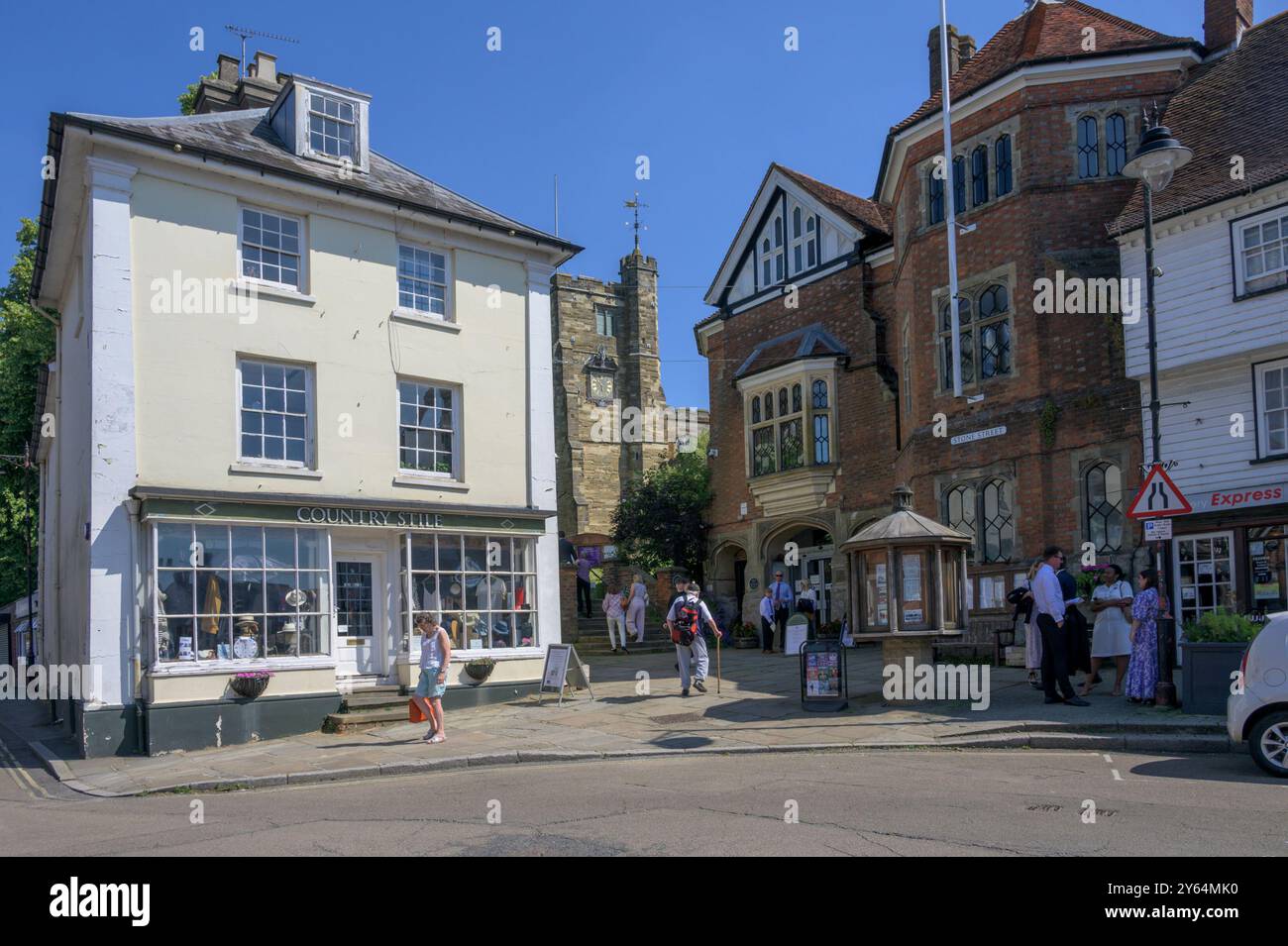 St dunstans church hi-res stock photography and images - Alamy