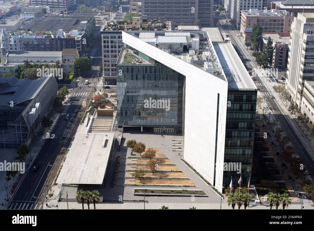 The Los Angeles Police Department (LAPD) administration building aka ...