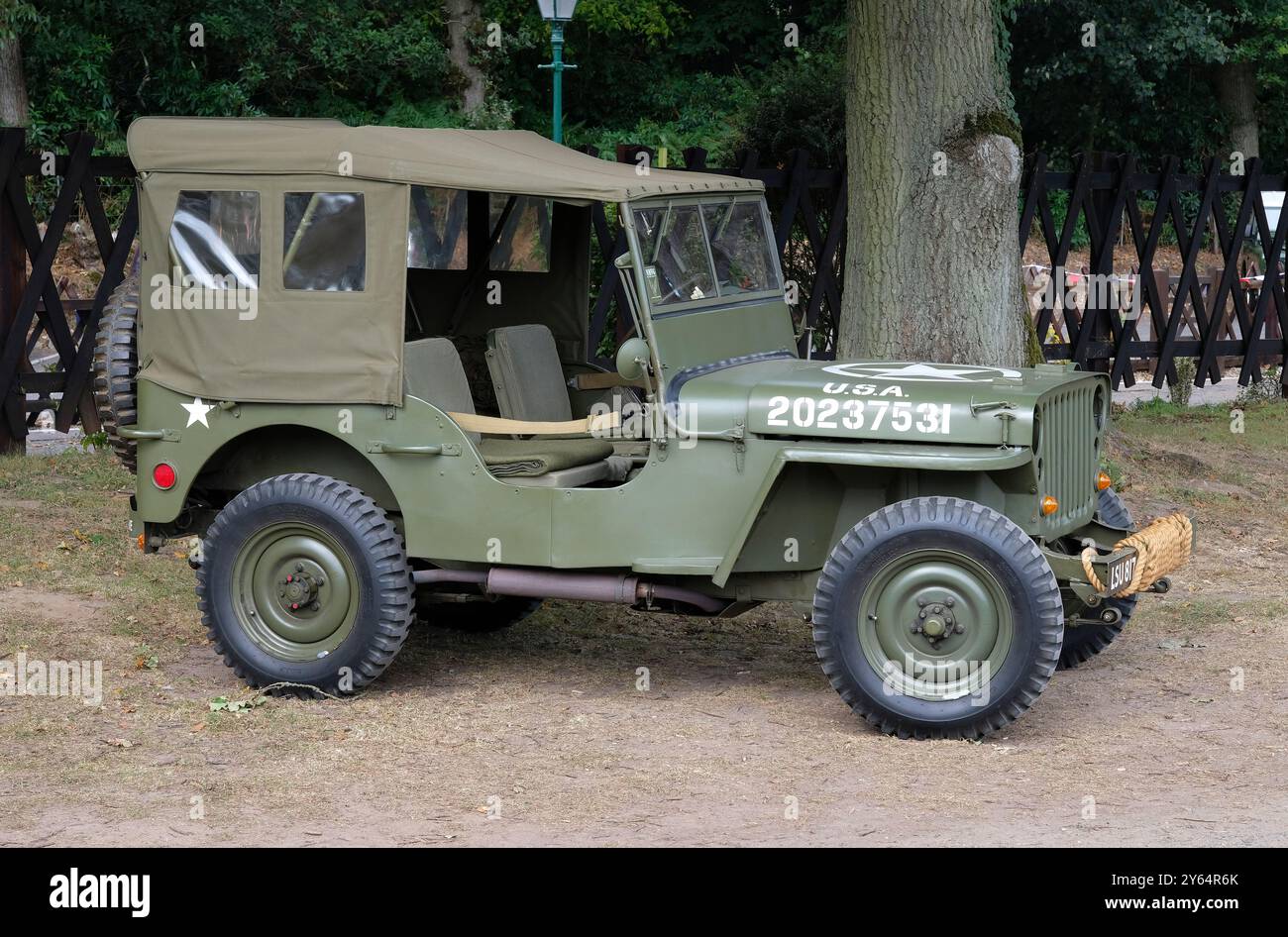 second world war american military jeep Stock Photo - Alamy