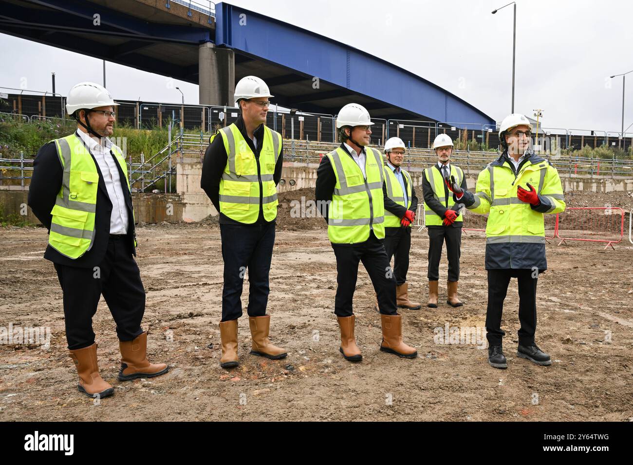 EDITORIAL USE ONLY Shobi Khan CEO Canary Wharf Group (right) speaks ...