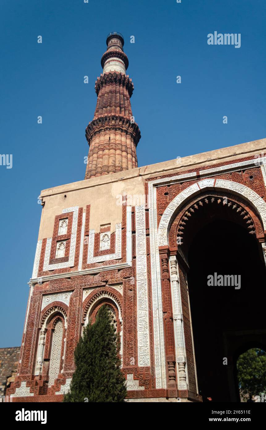 Qutb Minar / Qutub Minar / Qutab Minar, minaret tower at Qutab Minar ...