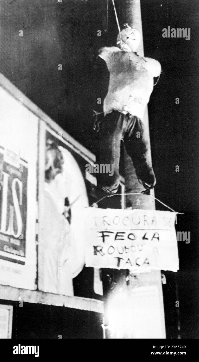 Effigy brazil Black and White Stock Photos & Images - Alamy