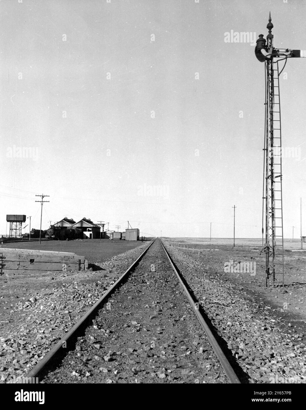 Trans australian railway hi-res stock photography and images - Alamy