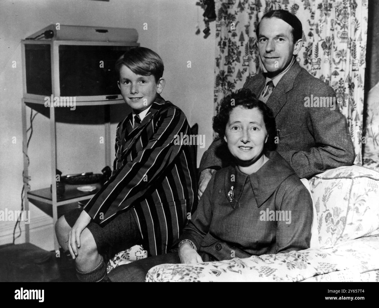 Dr Frederick Sanger winner of the 1958 Nobel Prize for Chemistry ...