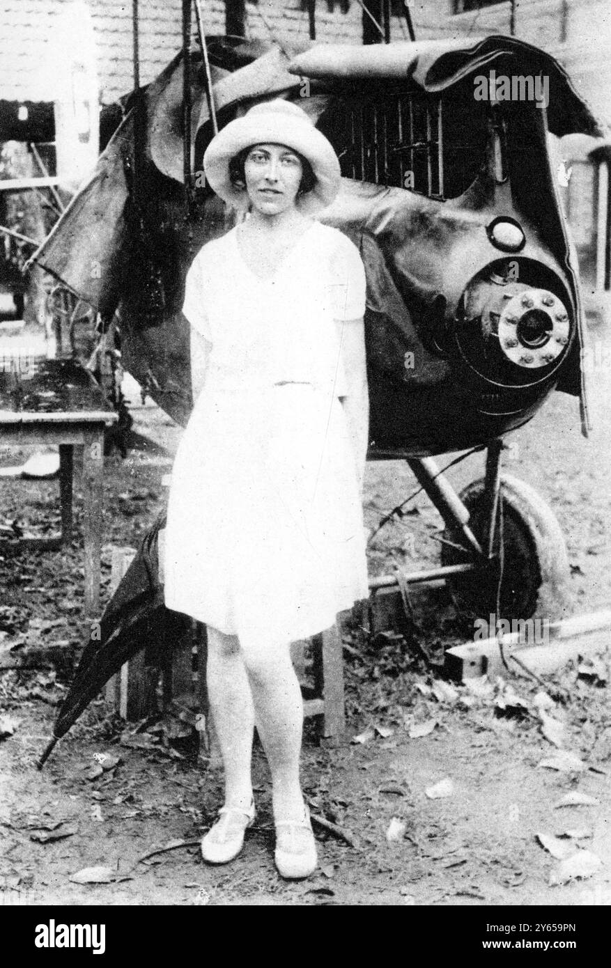 Miss Amy Johnson ( Mrs Mollison ) and her Gypsy Moth Jason - London to ...