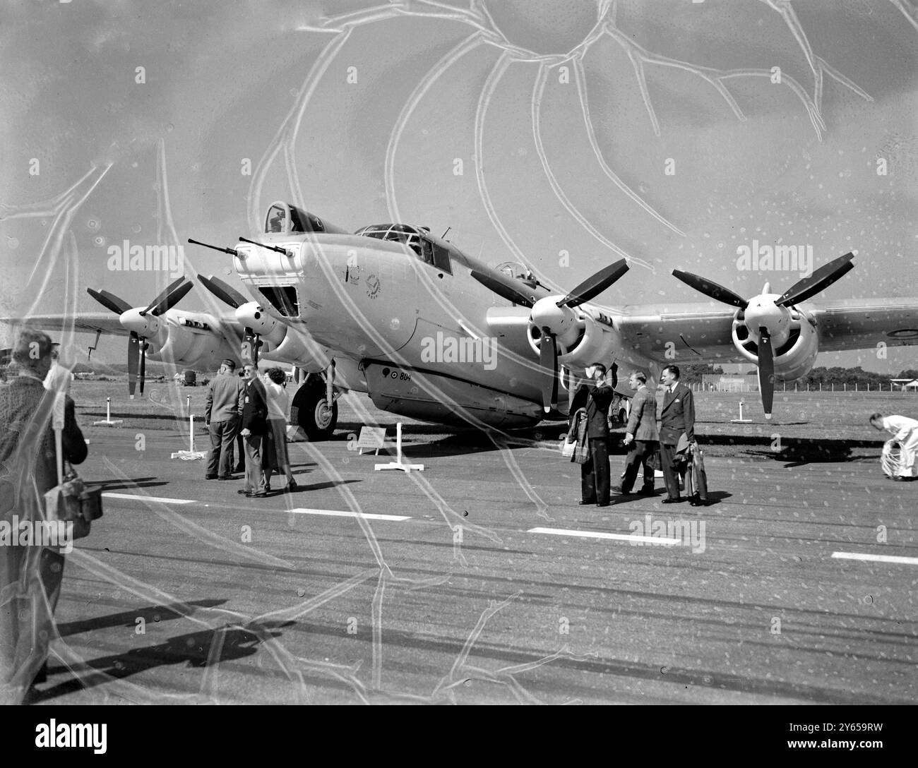 Farnborough ; Four 2,450 hp Rolls - Royce Griffon piston engines power ...
