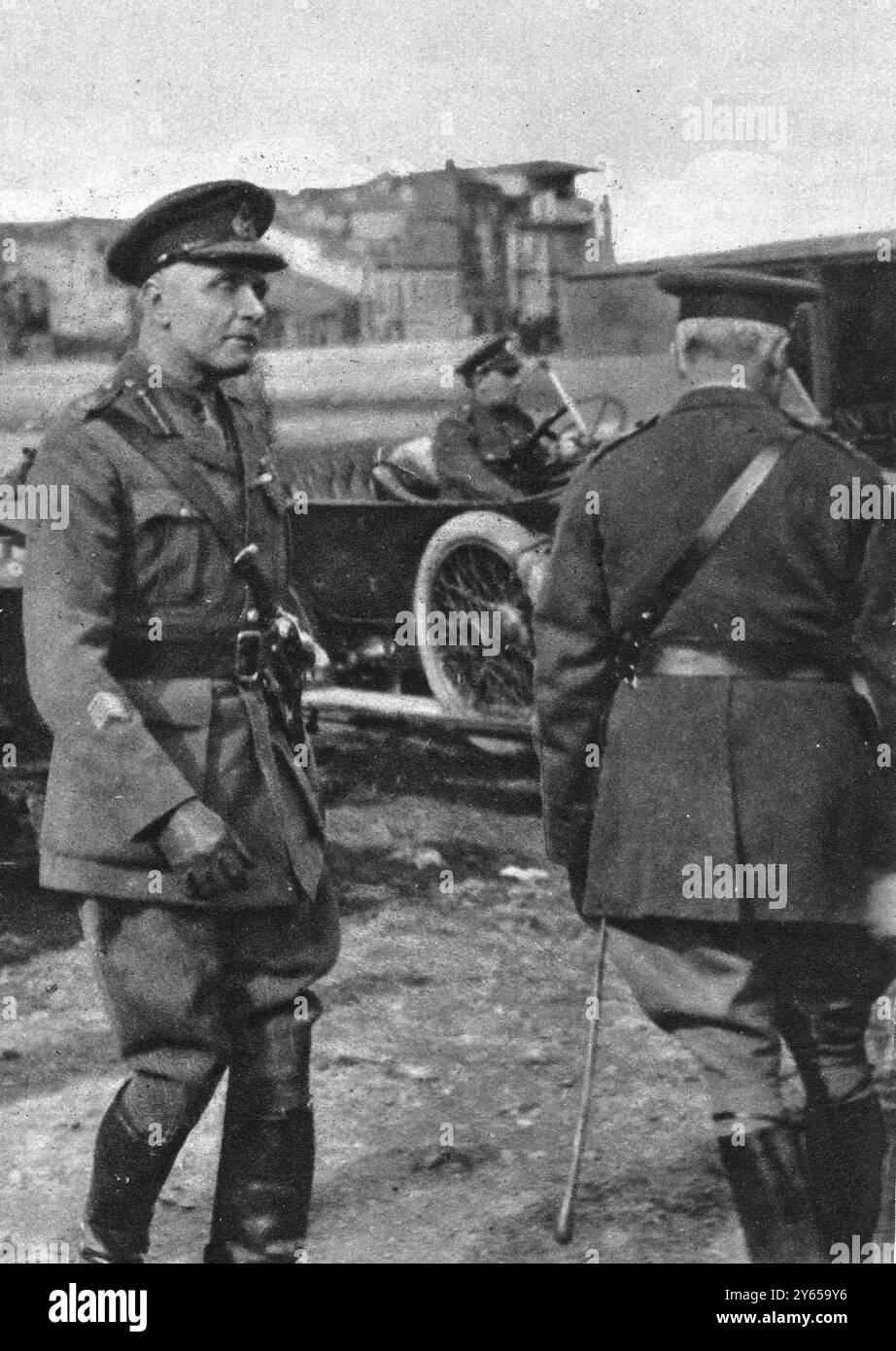 The British show of force in Constantinople : At the review of the ...