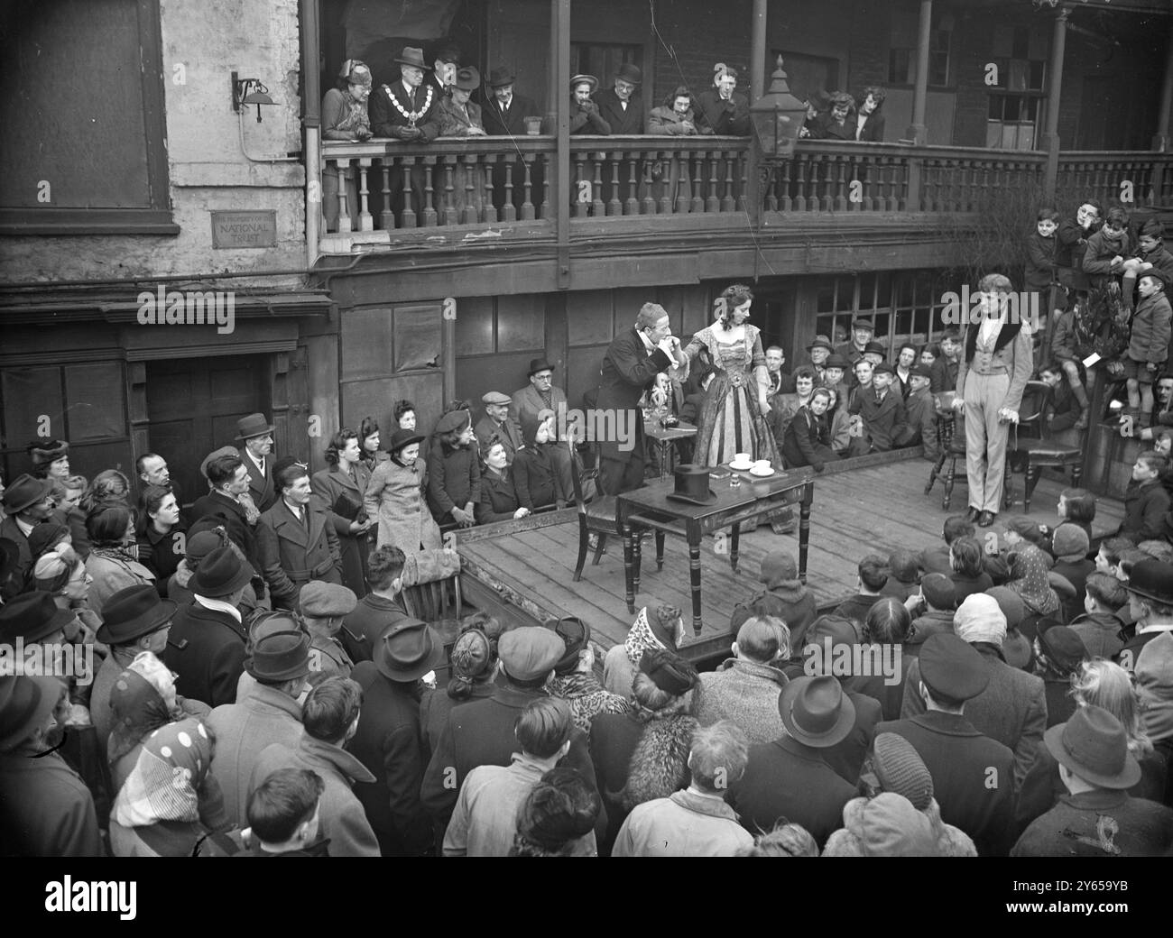 The Tabard Players gave an open-air performance of scenes from David ...