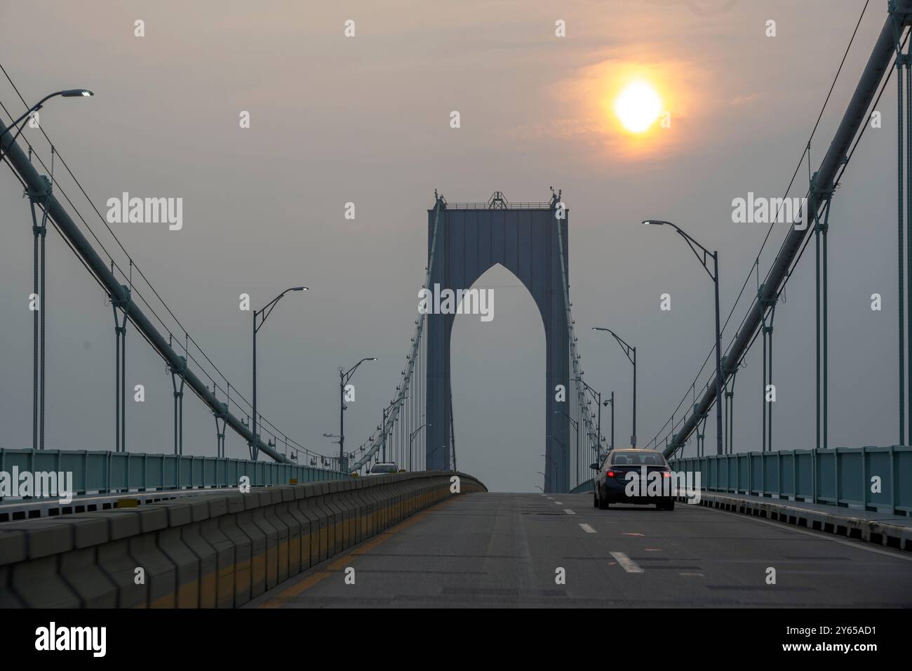 The Newport Pell Bridge in Newport, Rhode Island Stock Photo - Alamy