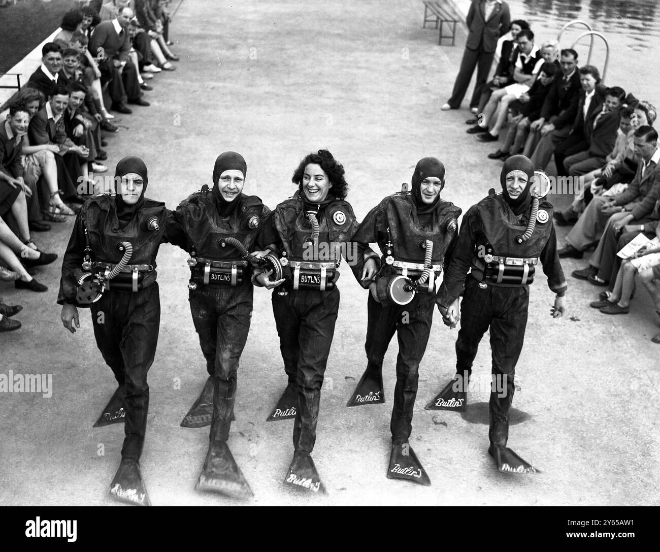 The first " frog - woman " . " Frogmen " the underwater swimmers used ...