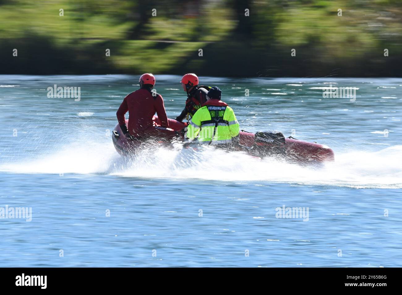 Feuerwehrboot,Uebungseinsatz,Rettungsuebeung,Einsatz,Rettungseinsatz ...