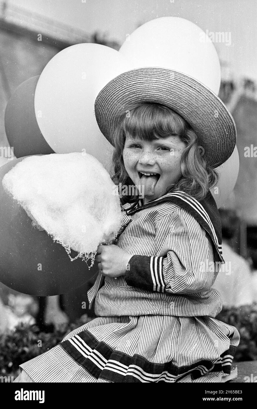 Kathleen Wileman as Emma Smith age 4, during filming 'Oh What a Lovely ...