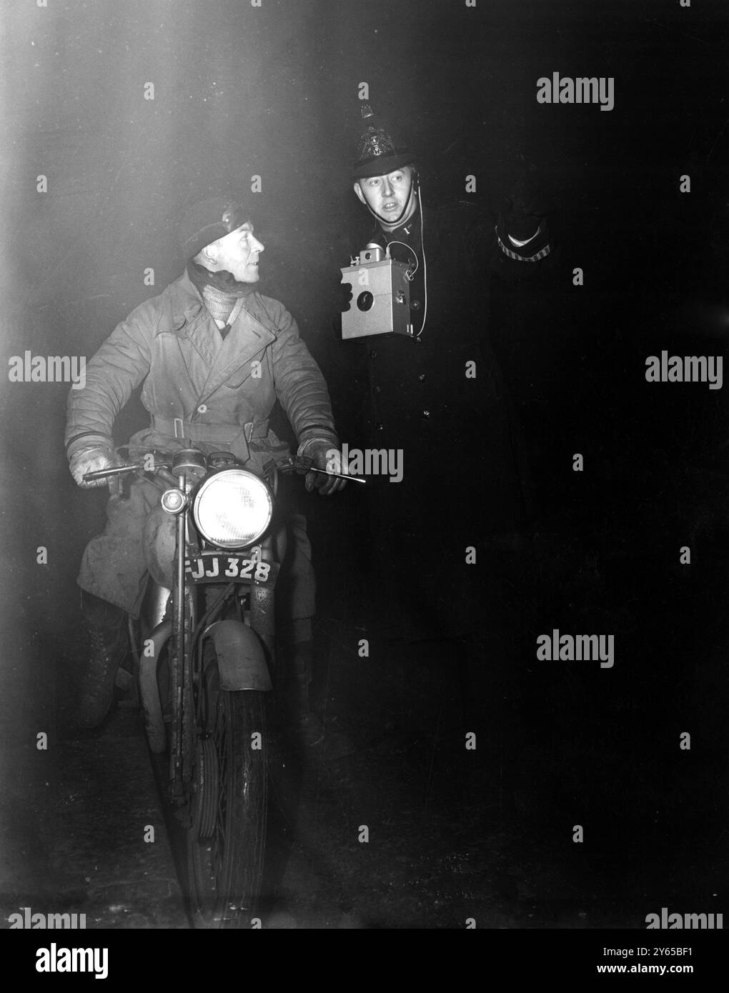 London 1952 december Black and White Stock Photos & Images - Alamy