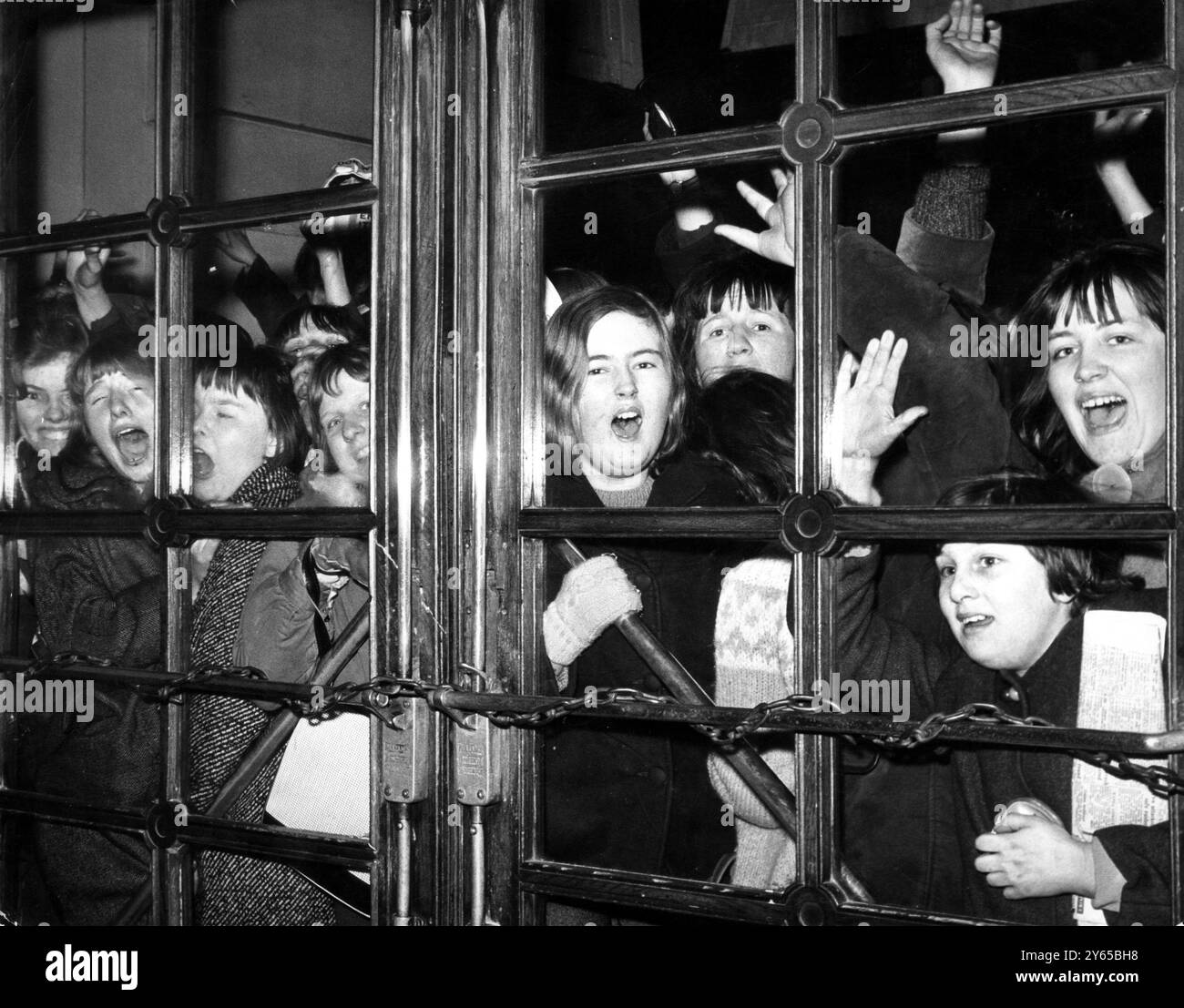 Beatlemania - 31 March 1964 Fans of The Beatles outside the doors of ...