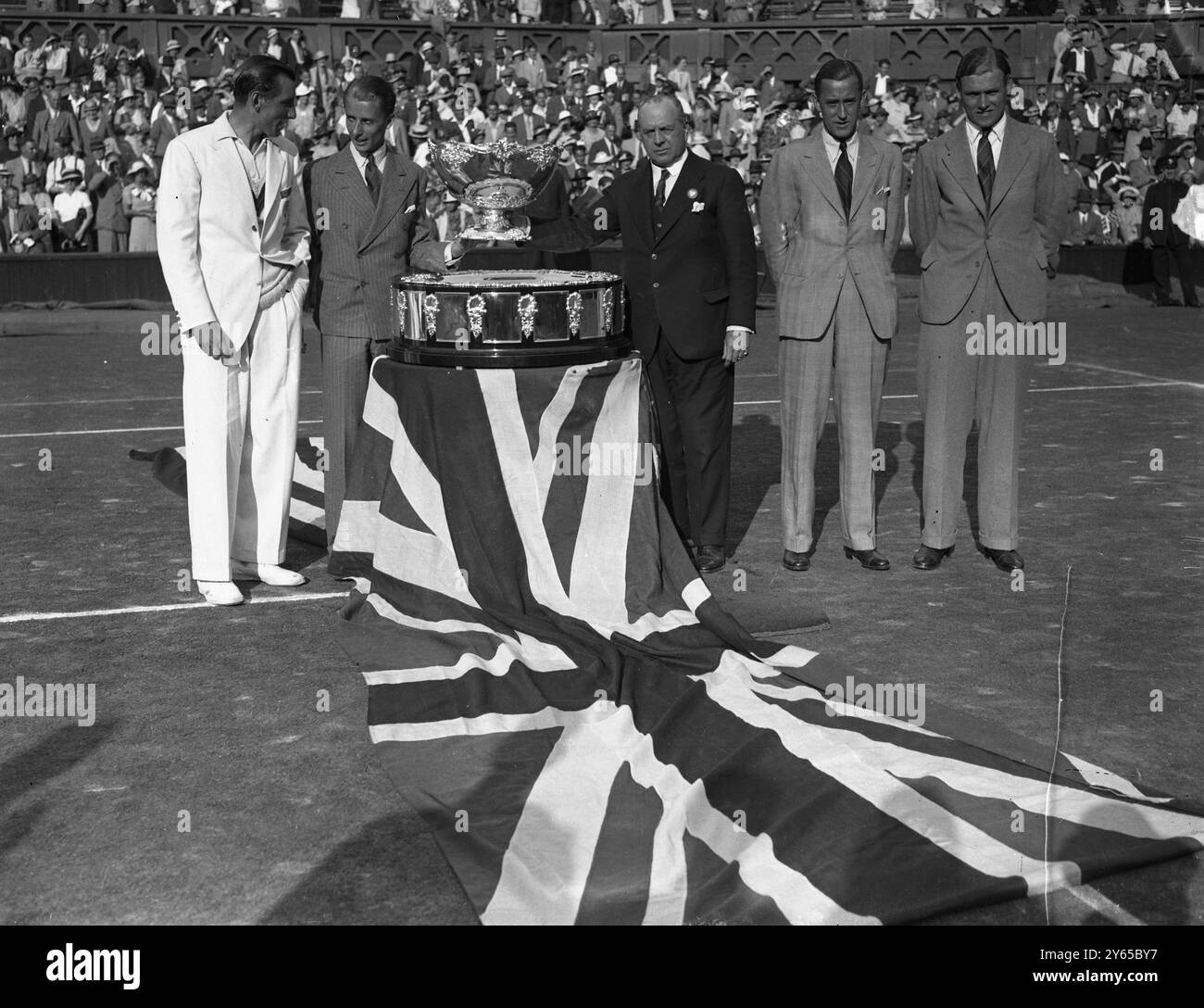 Charles tuckey hi-res stock photography and images - Alamy