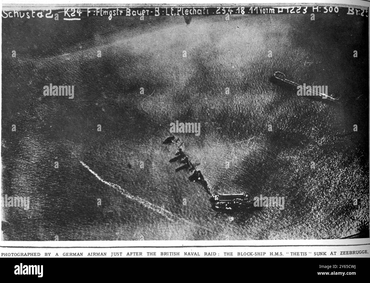 German air photographs of the Zeebrugge raid : the British blockships ...