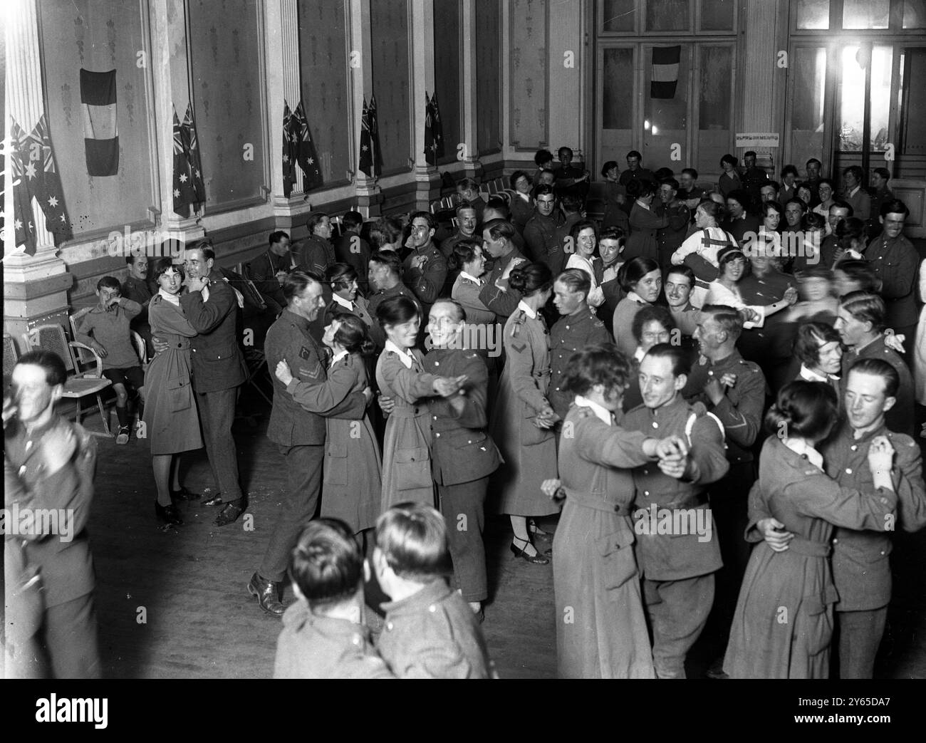 Dancing soldiers hi-res stock photography and images - Alamy