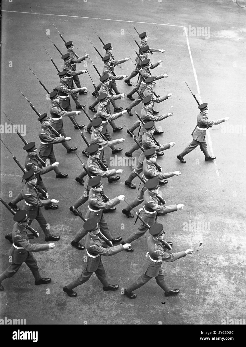 Demonstration of the new army drill at Wellington Barracks . ' Threes ...