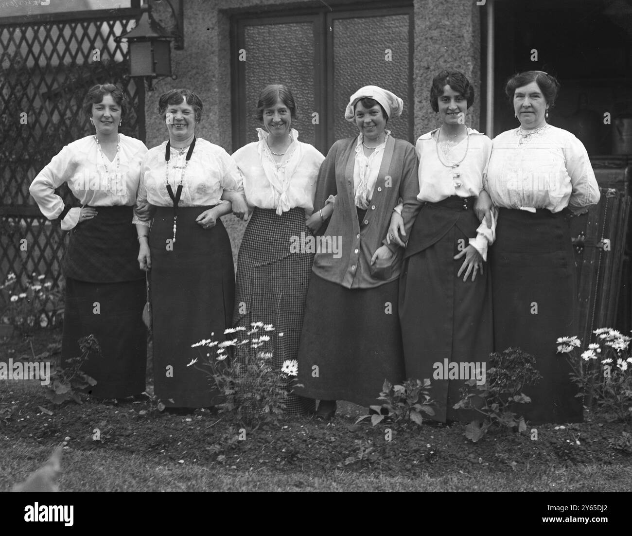 Female relatives of Marie Lloyd , the famous music hall singer . Left ...