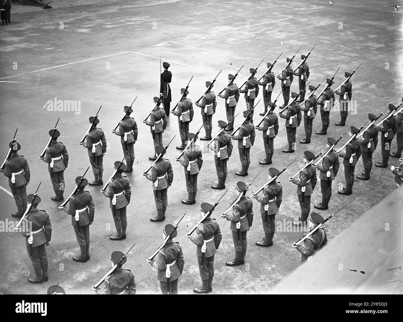 Demonstration of the new army drill at Wellington Barracks . ' Threes ...