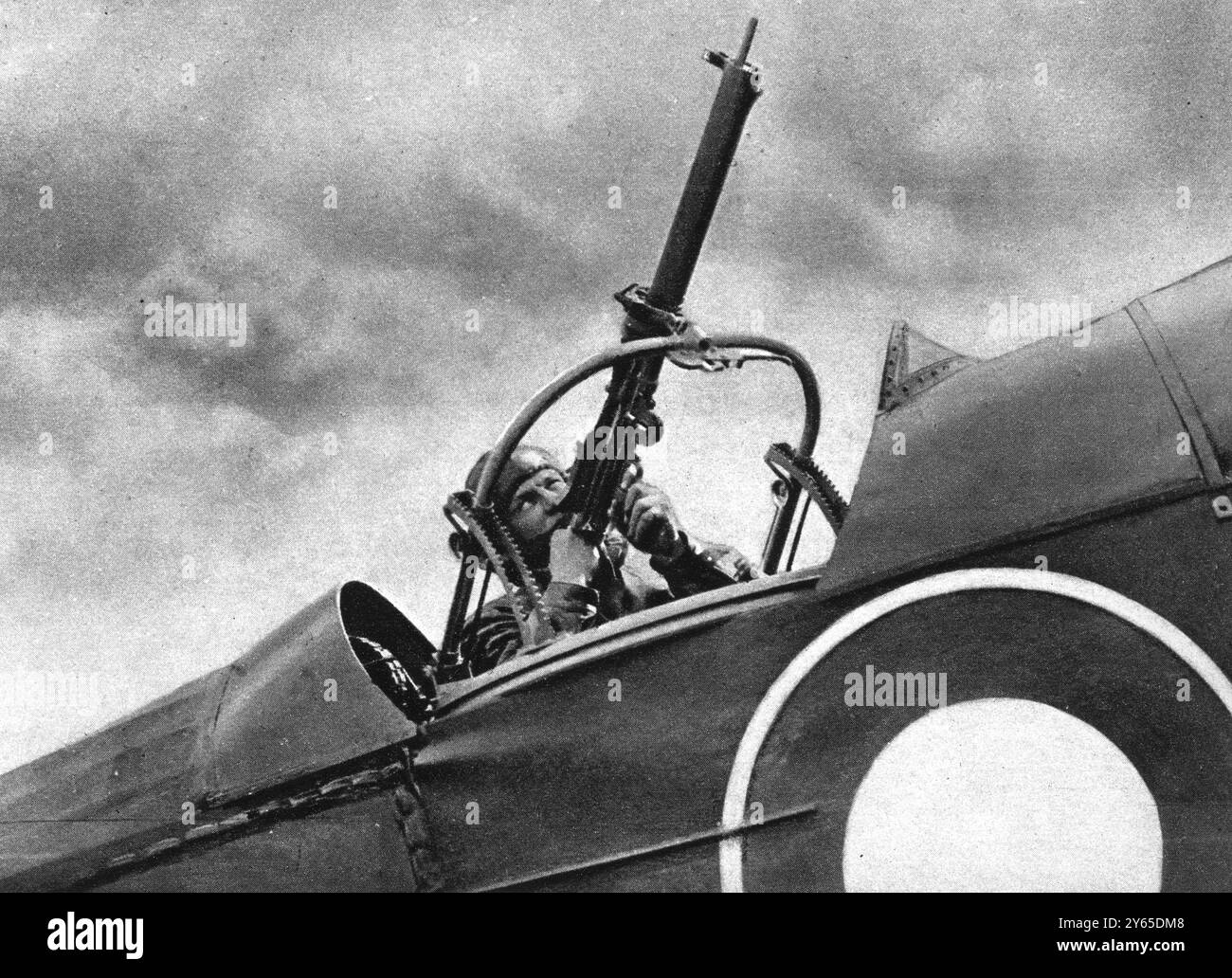 The work of the Royal Flying Corps. An aeroplane's armament : A Royal ...