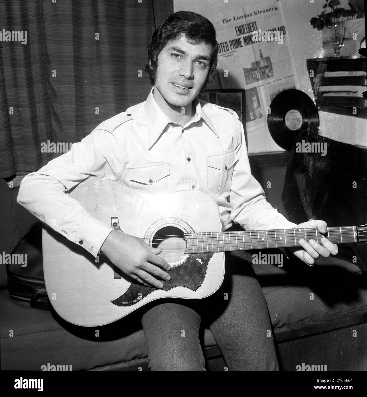 Singer Engelbert Humperdinck 5th February 1968 Stock Photo - Alamy