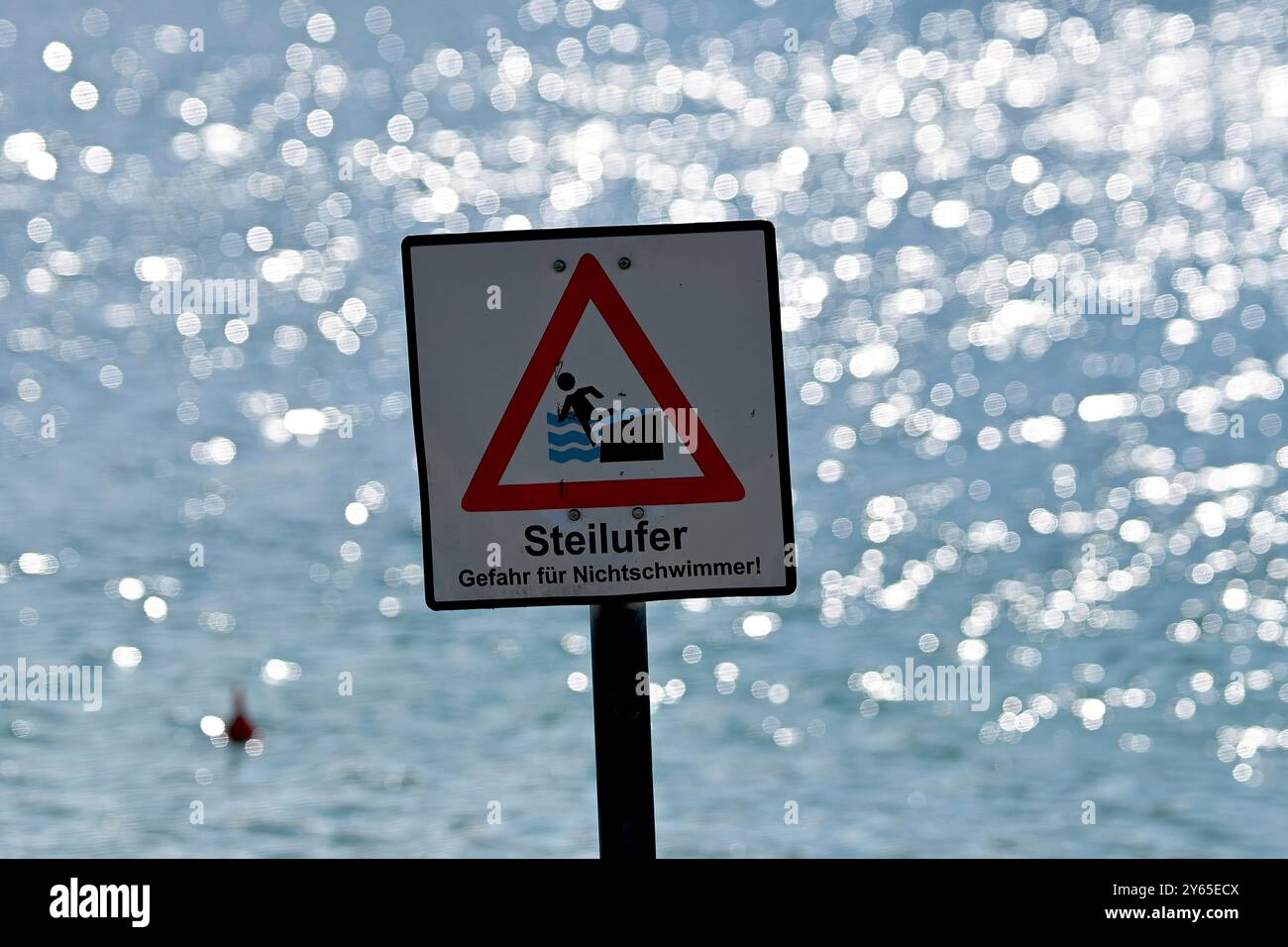 Sign warning STEEP BANK - DANGER FOR NON-SWIMMERS at Riemer Lake Stock ...