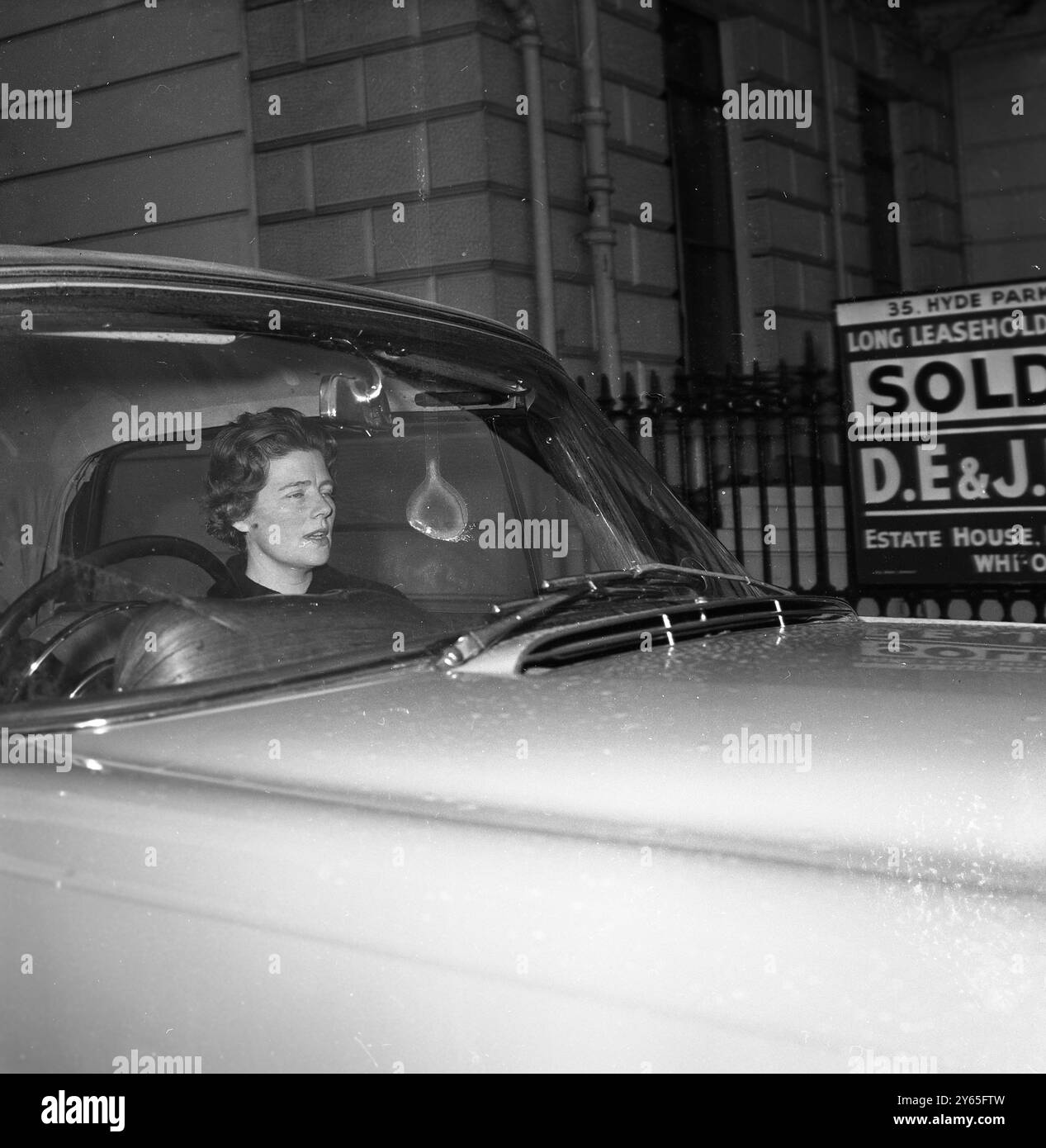 The Marks Of Grief Mrs Mary Soames , grief for her father Sir Winston ...