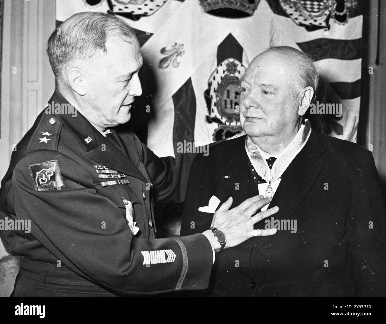 Mr Churchill With Mator General E . E . Hume In America No Text Stock ...