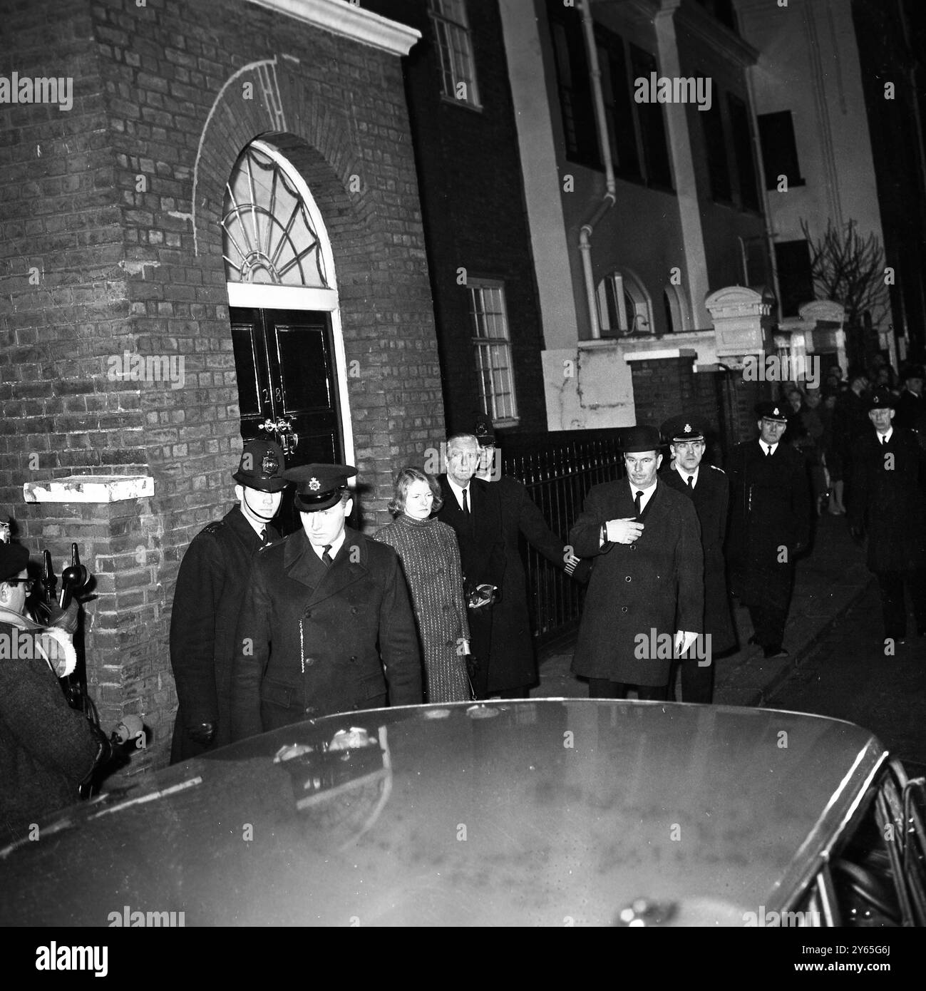 The Avons Leave Hyde Park Gate The Earl and Countess of Avon , are ...