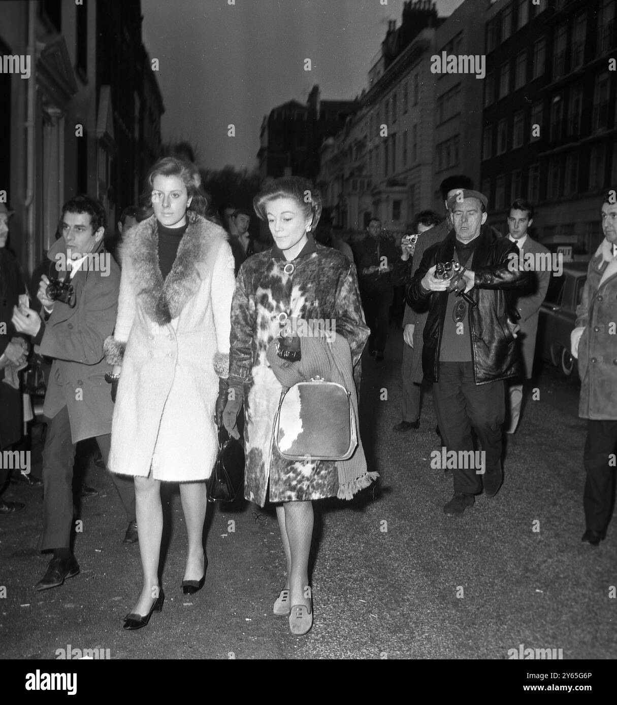 Celia And Sarah Arrive At No. 28 Pictured arriving at No. 28 , Hyde ...