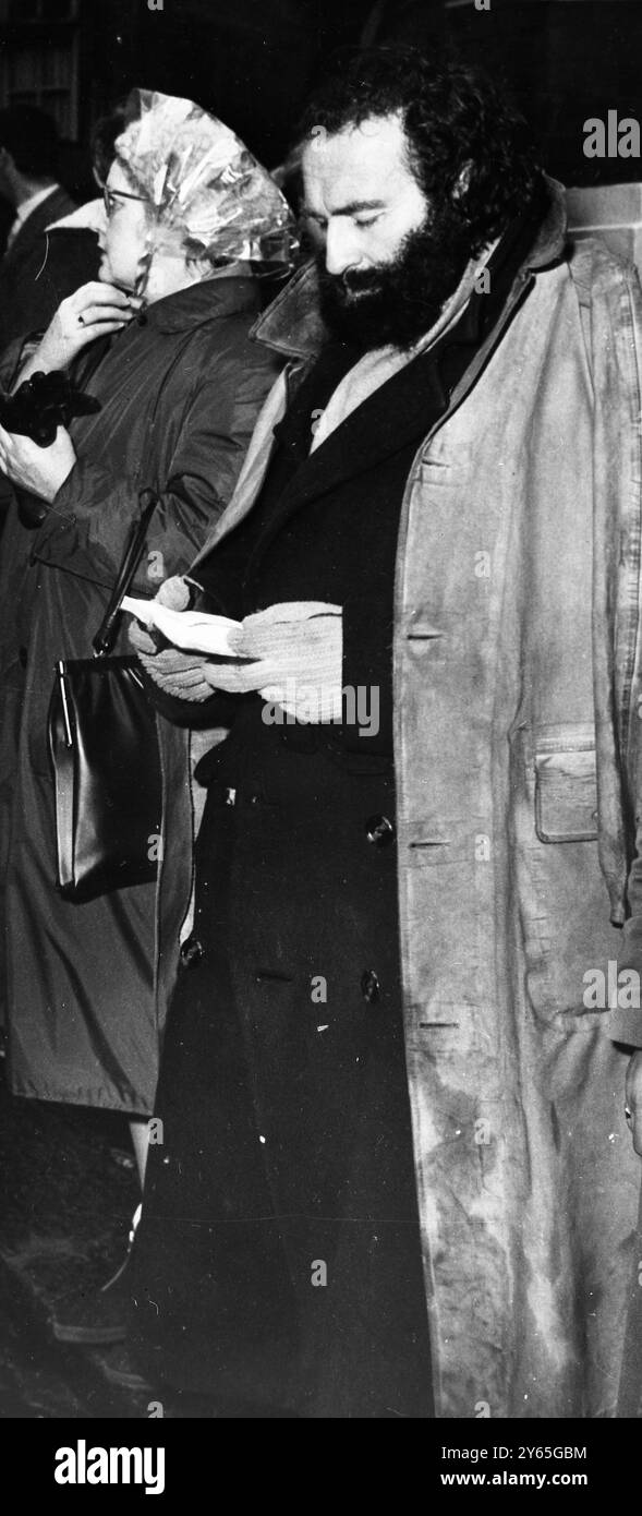 At Prayer Pictured outside No. 28 , Hyde Park Gate reading from the New ...