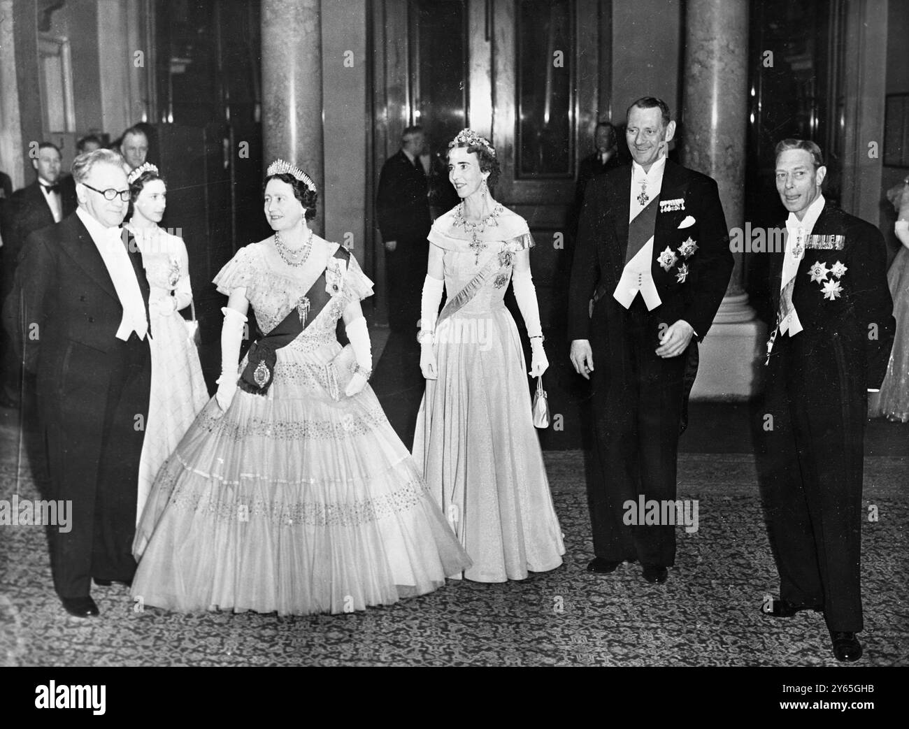 King George VI and Queen Elizabeth with King Frederik and Queen Ingrid ...