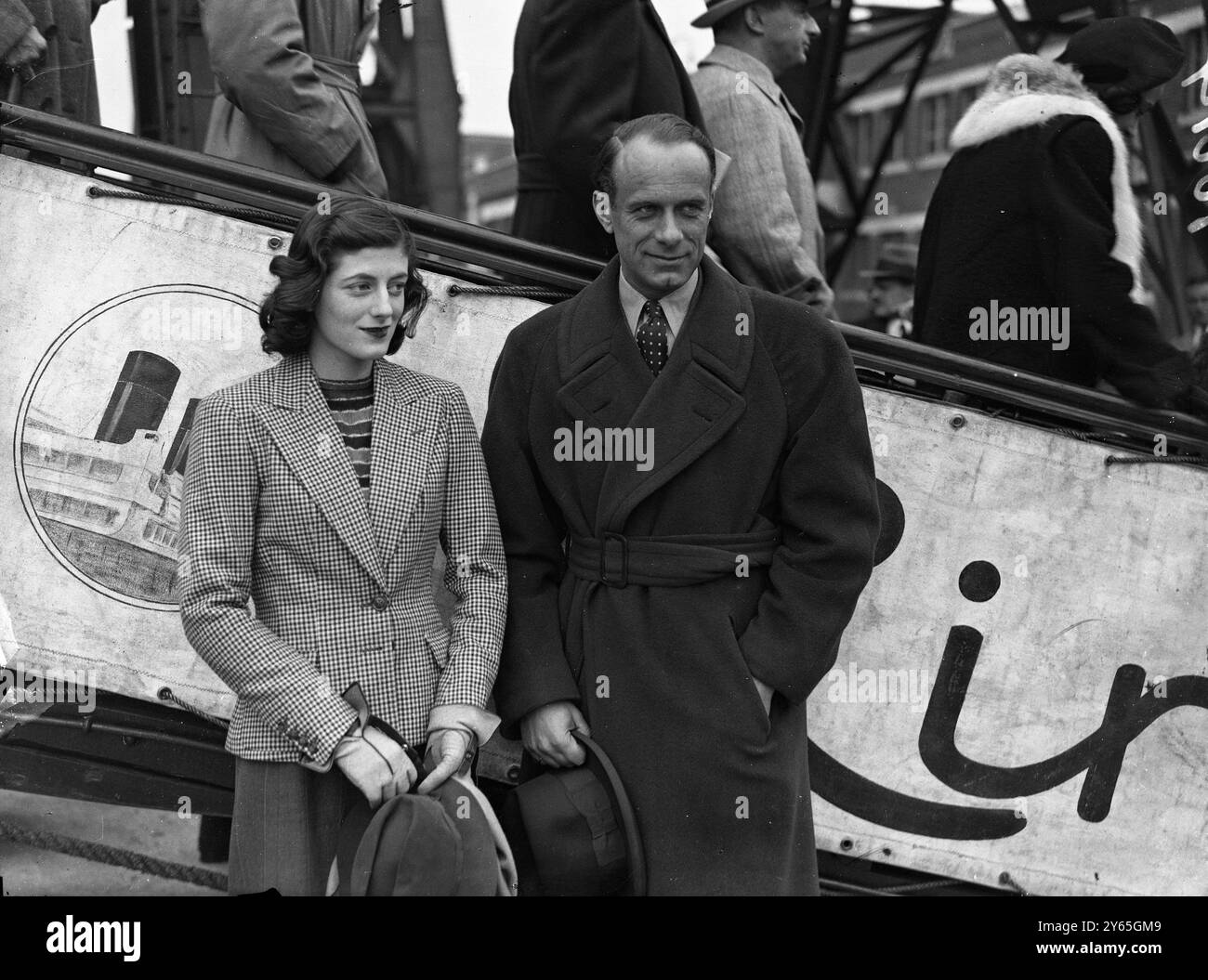Vic Oliver And His Wife Arrive From America Vic Oliver and his wife ...
