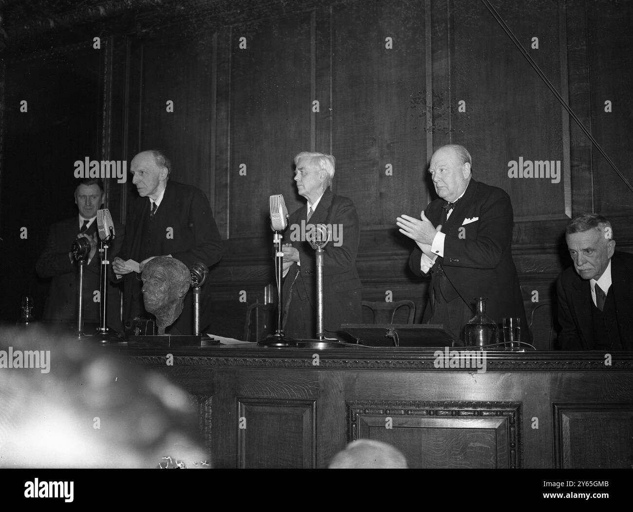 Mr Churchill Unveils Bust Of Lord Cecil , President Of The Institute Of ...