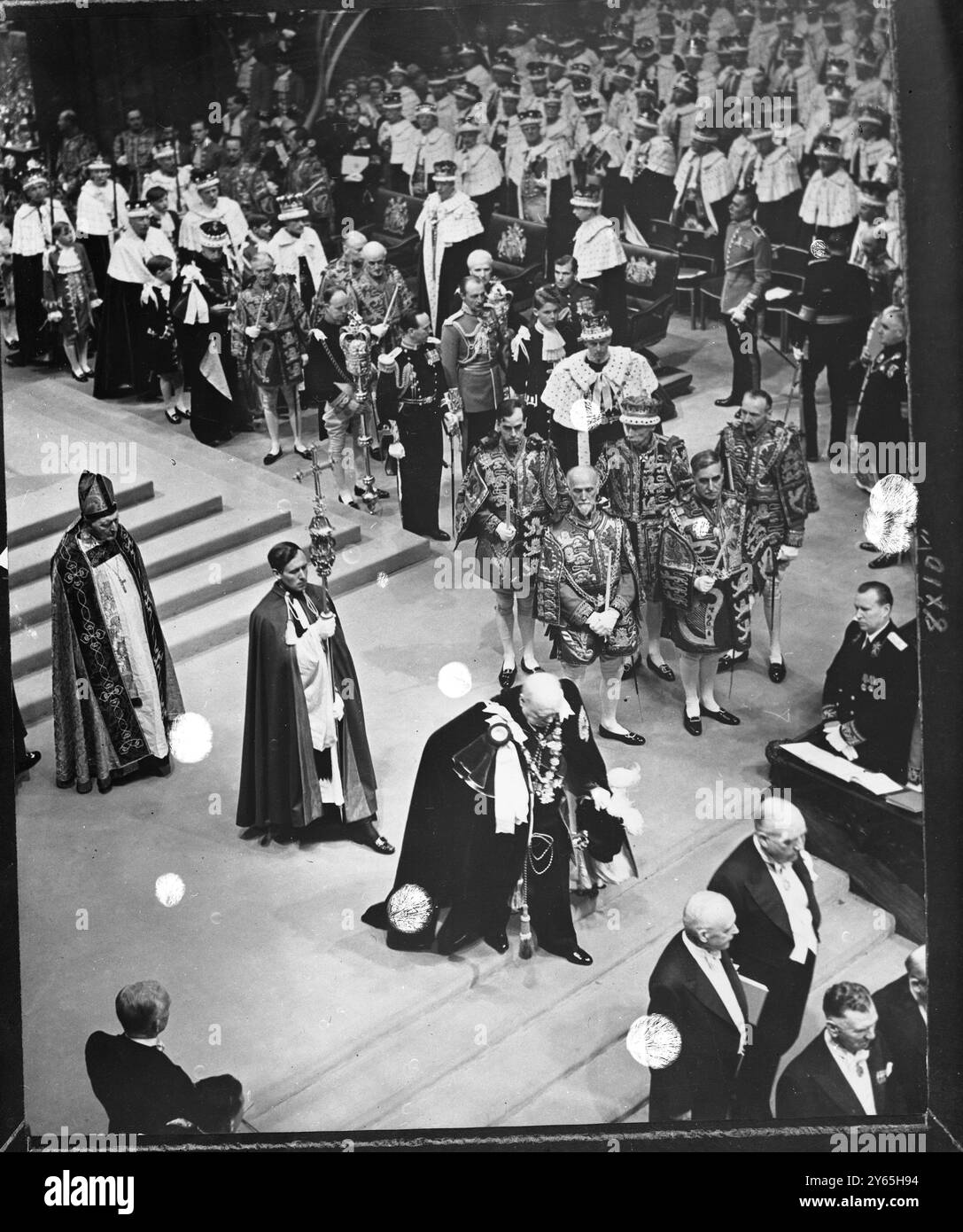 Sir Winston In Abbey Procession Wearing his Knight of the Garter ...