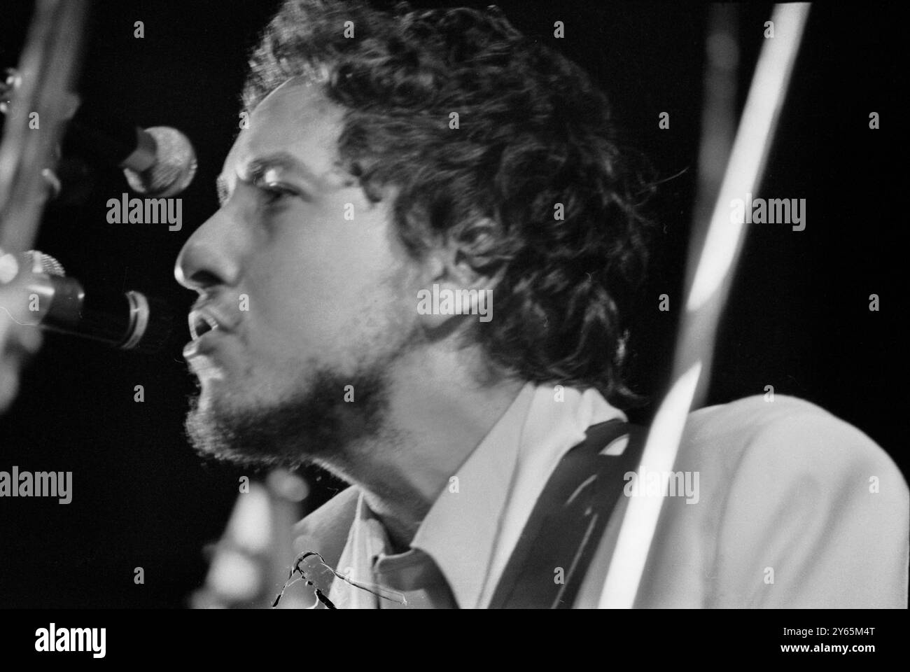 Bob Dylan performs at the Isle of Wight Pop Festival. Ryde, Isle of ...