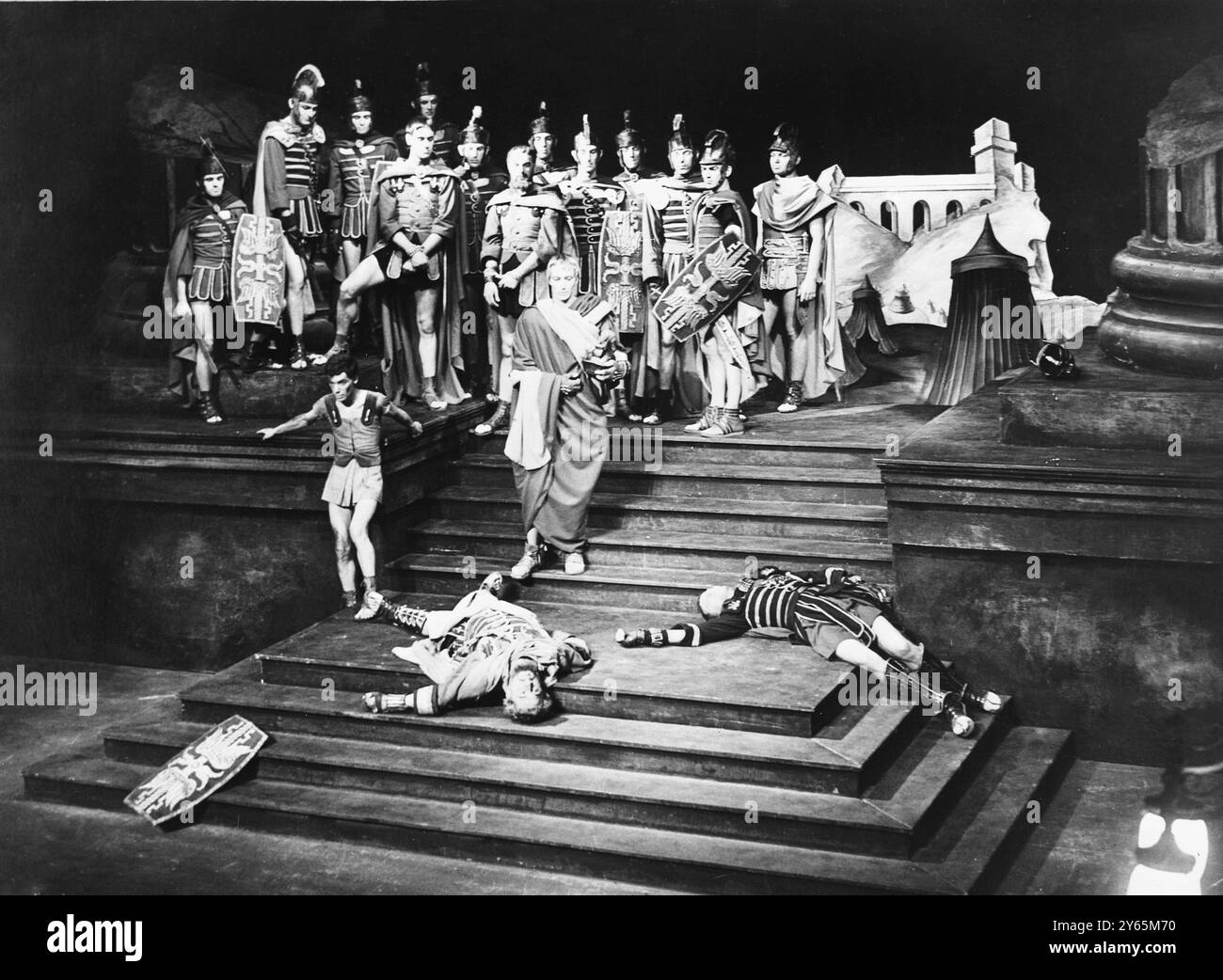 Mark antony julius caesar hi-res stock photography and images - Alamy