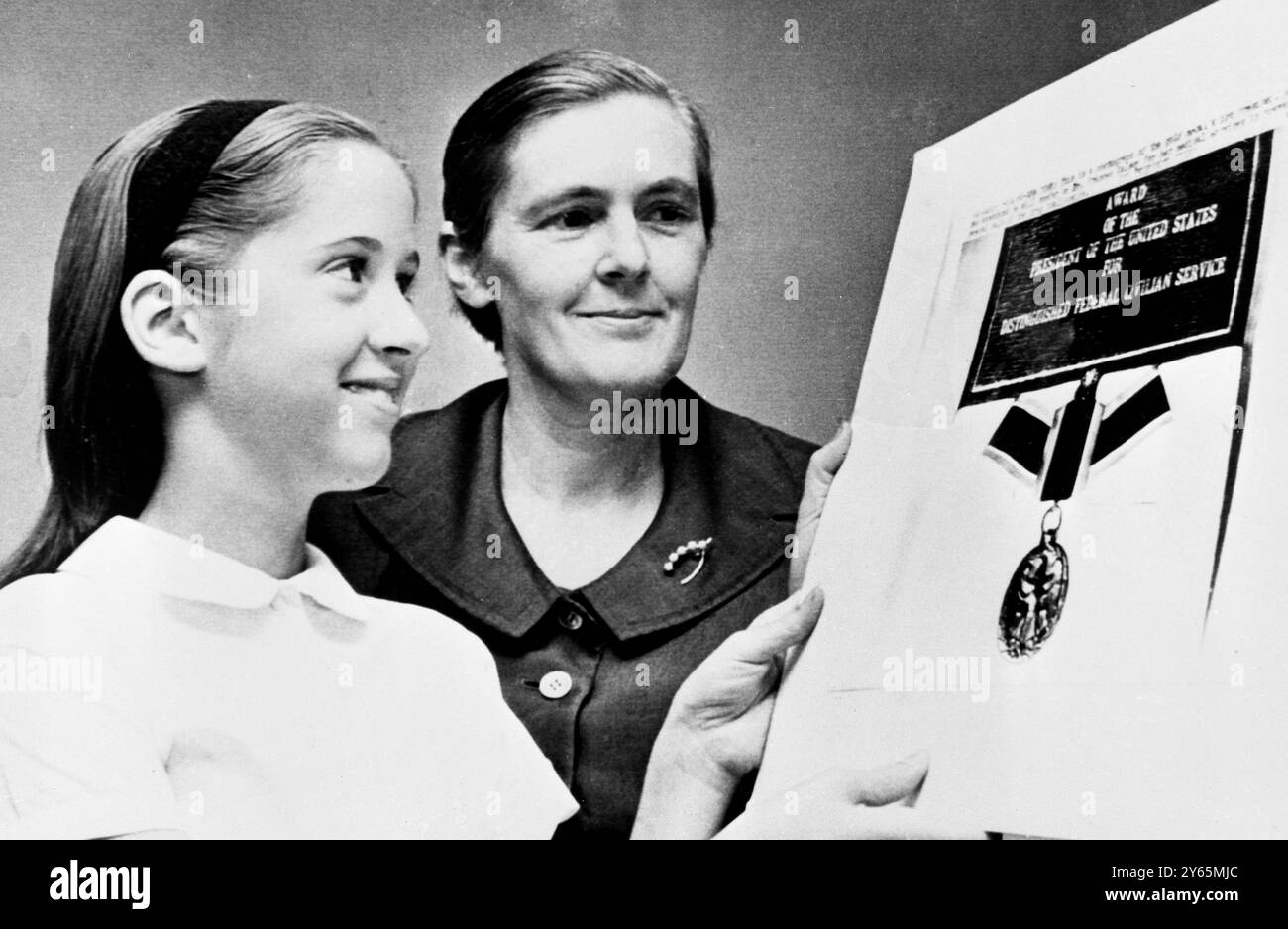 1960's the pill hi-res stock photography and images - Alamy